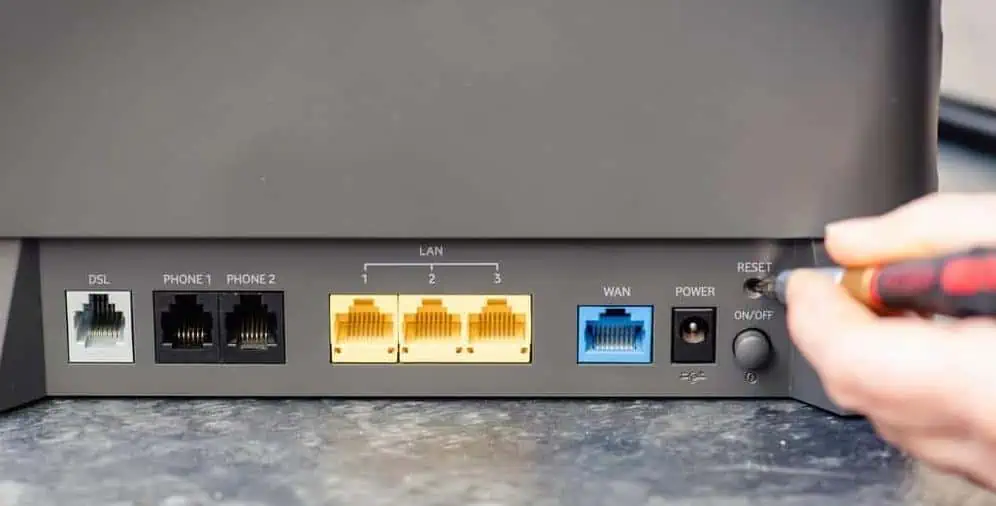 Cómo verificar el historial de navegación en el enrutador Wi-Fi