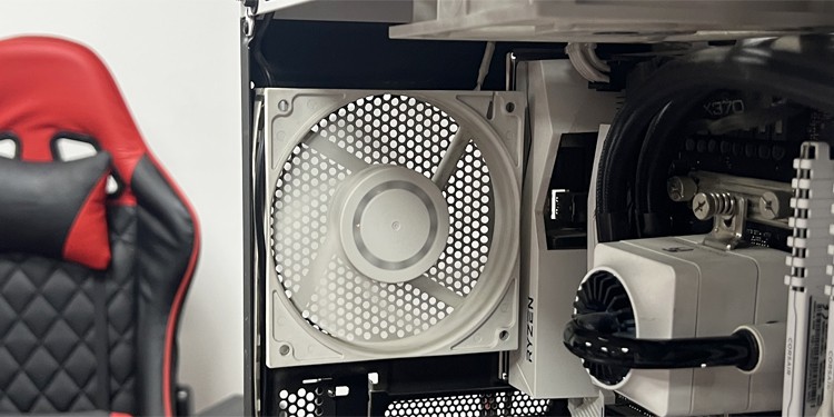 Sådan bestemmer du din casefans retning - Mundo Geek