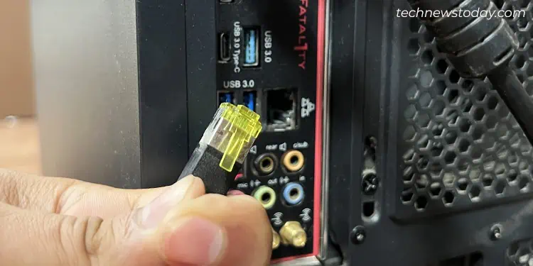 So öffnen Sie ein PC-Gehäuse sicher - Mundo Geek