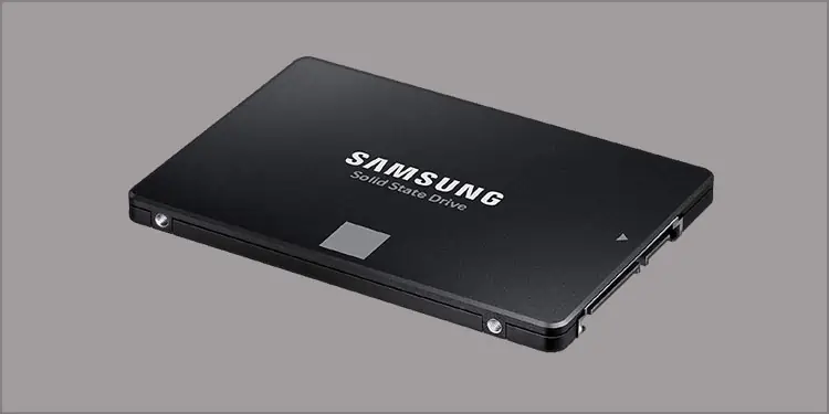 Comment connecter le SSD à la carte mère - Mundo Geek