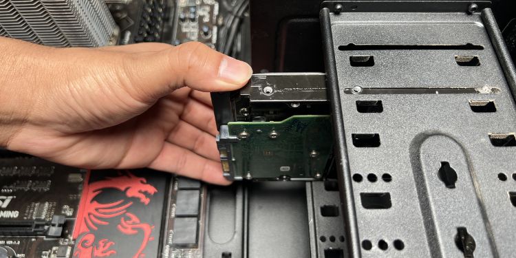 Comment installer un disque dur ? (Guide étape par étape)
