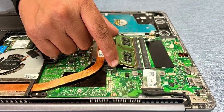 17 Cara Memperbaiki Layar Hitam Laptop Lenovo - Mundo Geek