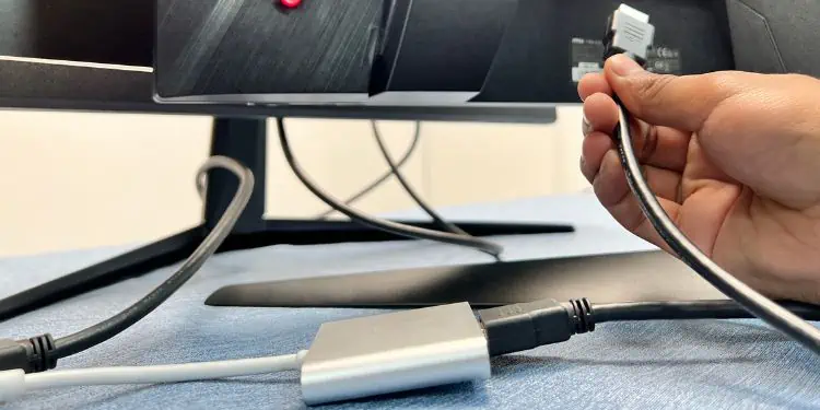 Cara Menghubungkan Dua Monitor ke Laptop (dalam 5 Langkah) - Mundo Geek