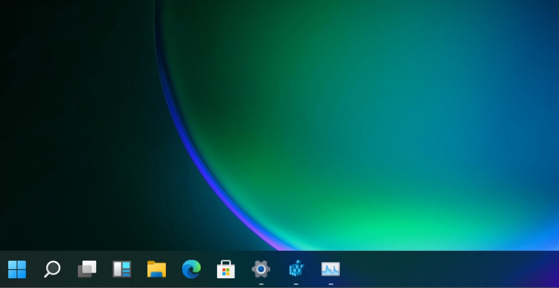 Windows 11 Taskbar memungkinkan Anda beralih di antara tiga ukuran yang ...