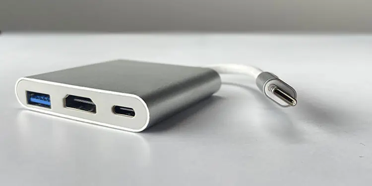 Hvernig á að tengja skjá við fartölvu með HDMI - Mundo Geek
