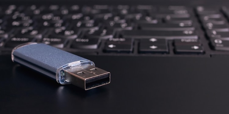 Come utilizzare un'unità flash USB (guida dettagliata) - Mundo Geek