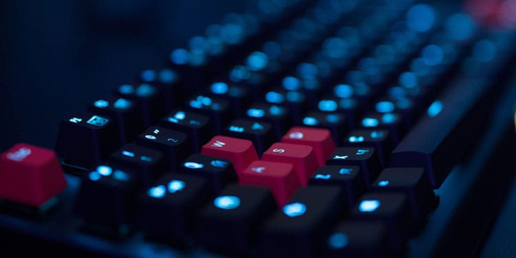 メカニカルキーボードのキーが機能しない – どうすれば修復できますか? メカニカルキーボードのキーが機能しない – どうすれば修復できますか?