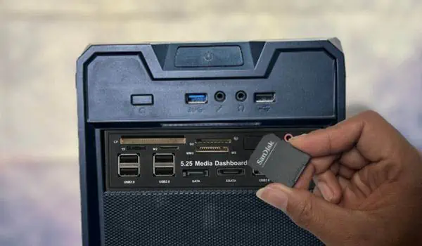 PC に SD カードを挿入する方法 (ステップバイステップ ガイド) - Mundo Geek