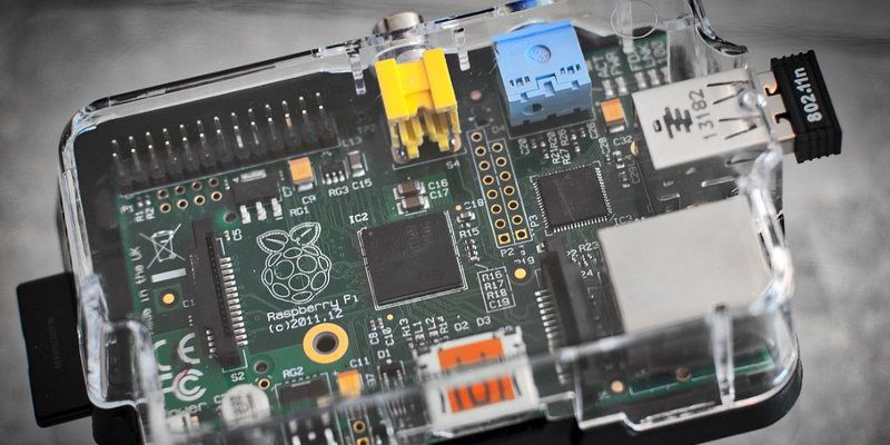 ARM デバイス上で実行できる最高の Linux ディストリビューション 4 つ - Mundo Geek