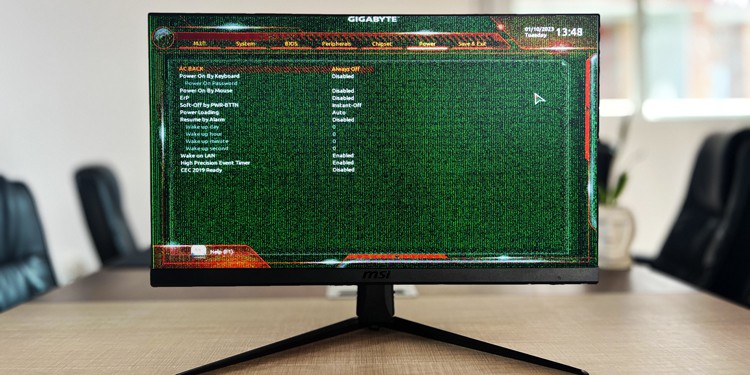 Mengapa Terdapat Garis Hijau pada Monitor? Cara Memperbaikinya - Mundo Geek