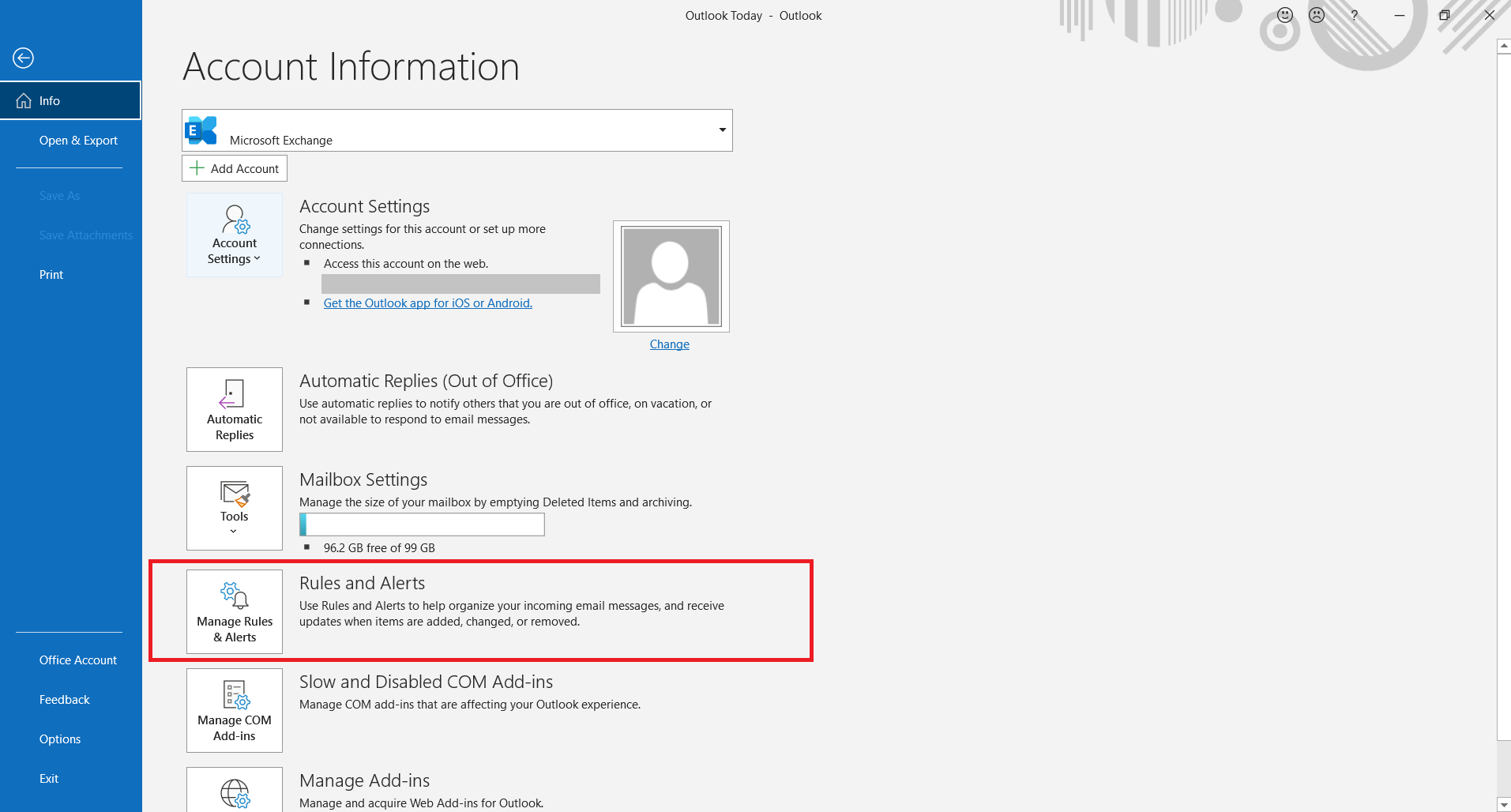 Hoe u automatisch een e-mail kunt doorsturen in Outlook