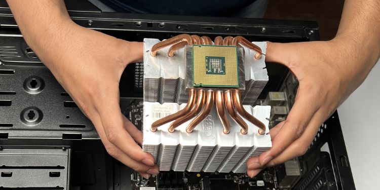 Correção: CPU presa no cooler - Mundo Geek