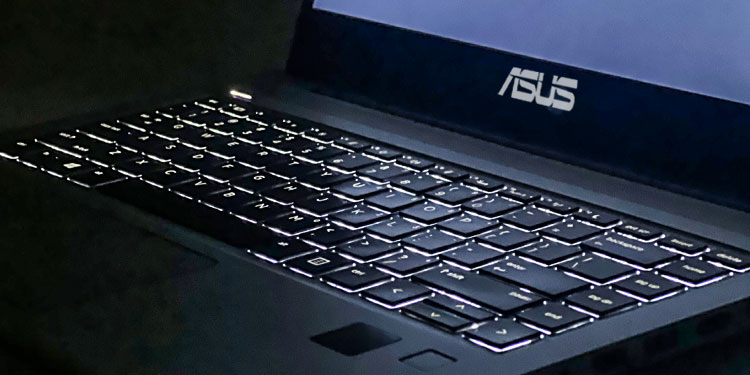 Cum să pornești lumina tastaturii pe laptopul ASUS - Mundo Geek