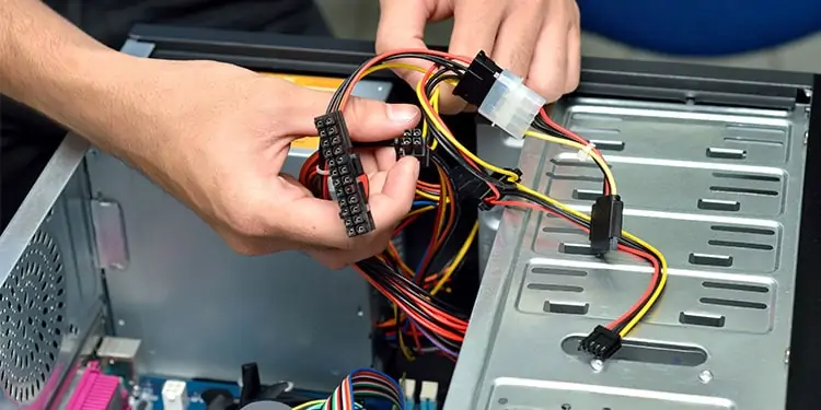 ¿Ves una luz naranja en la placa base? Esto es lo que significa - Mundo Geek