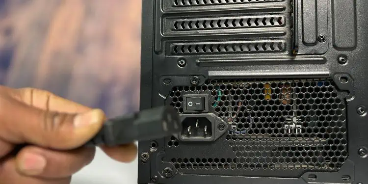 Cómo limpiar el puerto USB en la PC (guía completa) - Mundo Geek