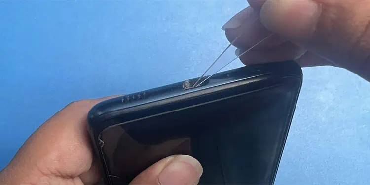 Cómo limpiar el puerto USB-C de forma segura - Mundo Geek