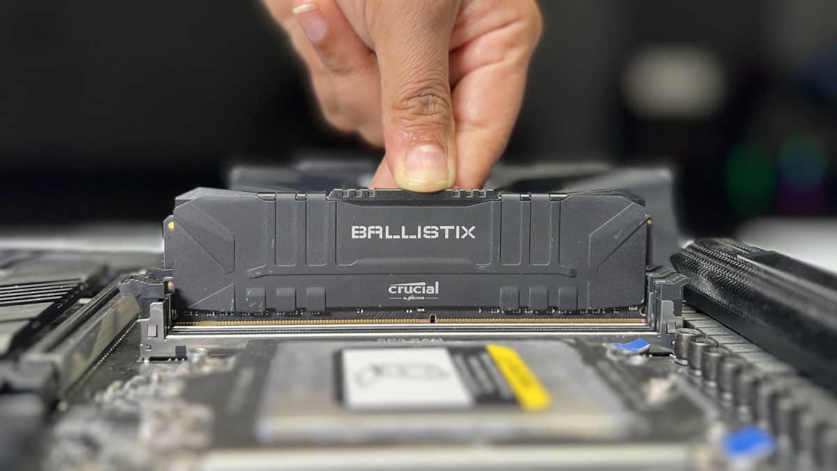 ¿Cómo instalar RAM? Guía paso por paso