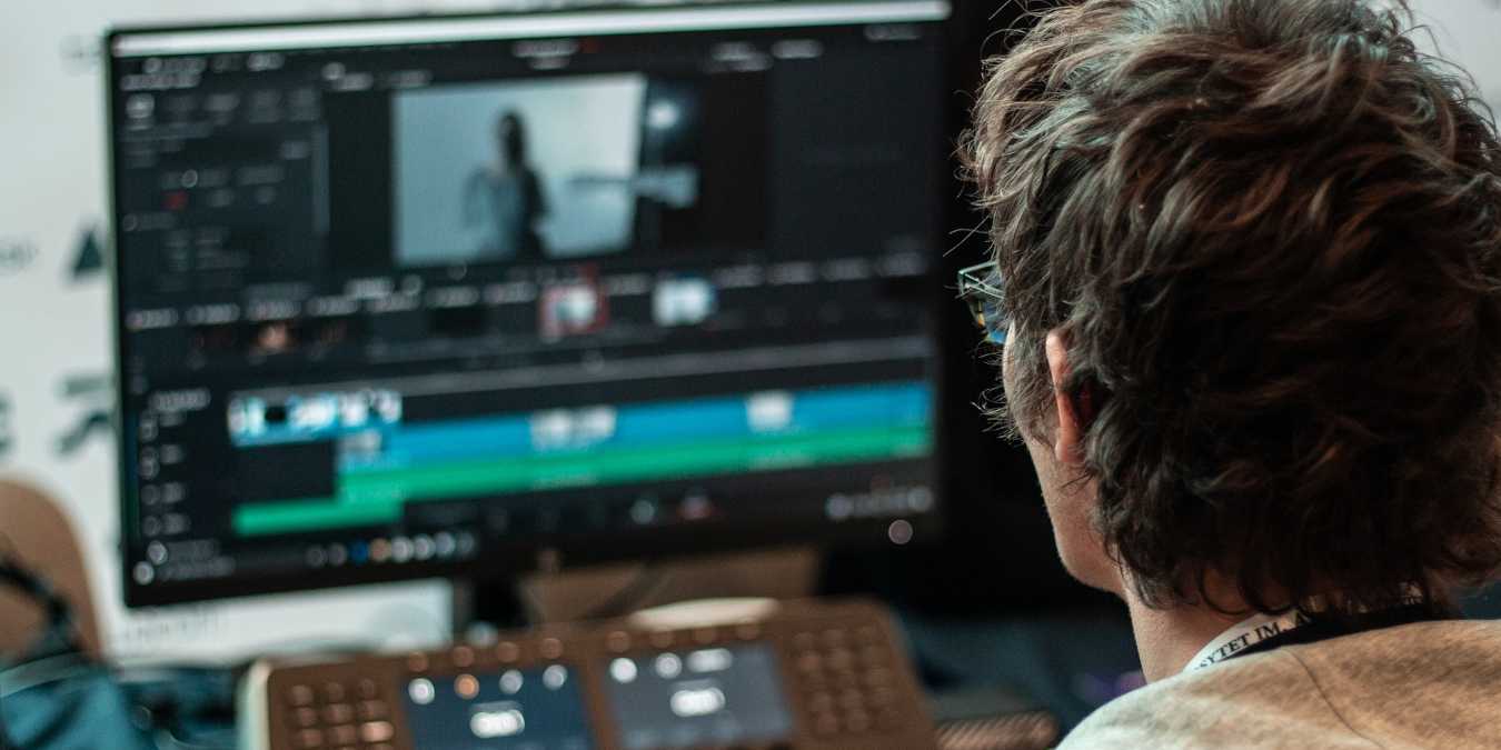 Cómo editar vídeos gratis usando Canva