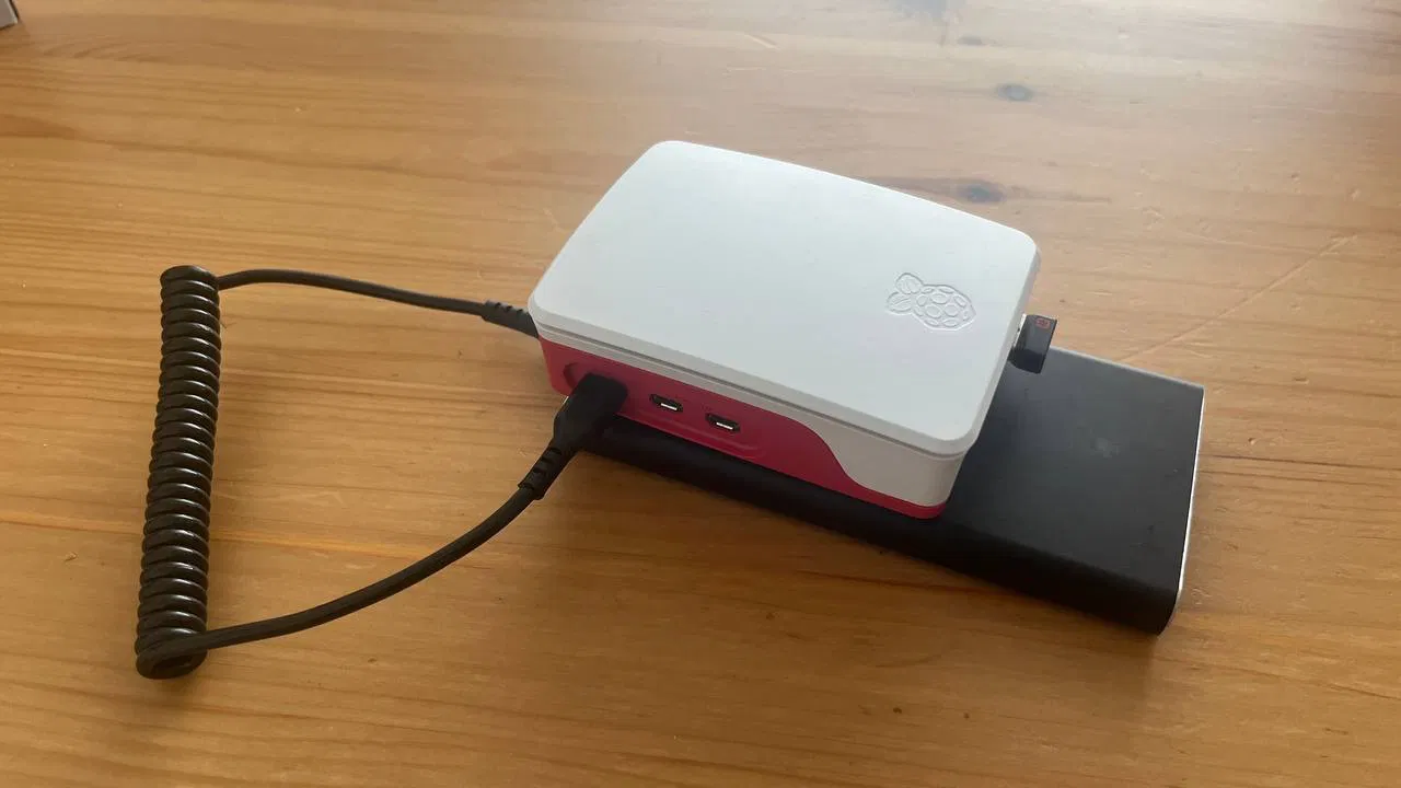 Cómo construir tu propia Raspberry Pi portátil - Mundo Geek