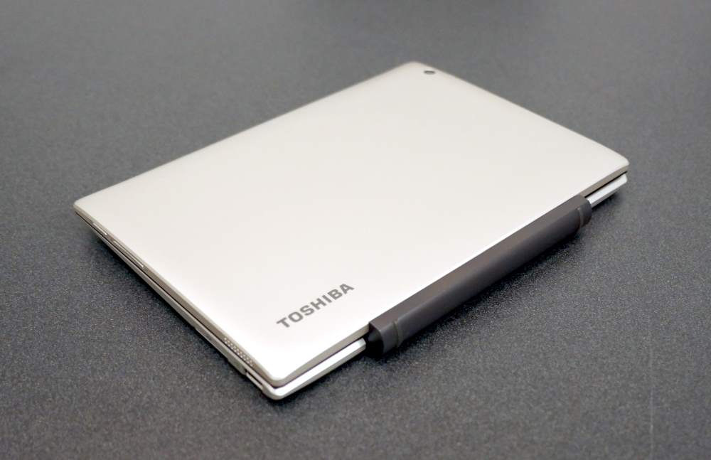 Manos a la obra: revisión de Toshiba Satellite Click Mini